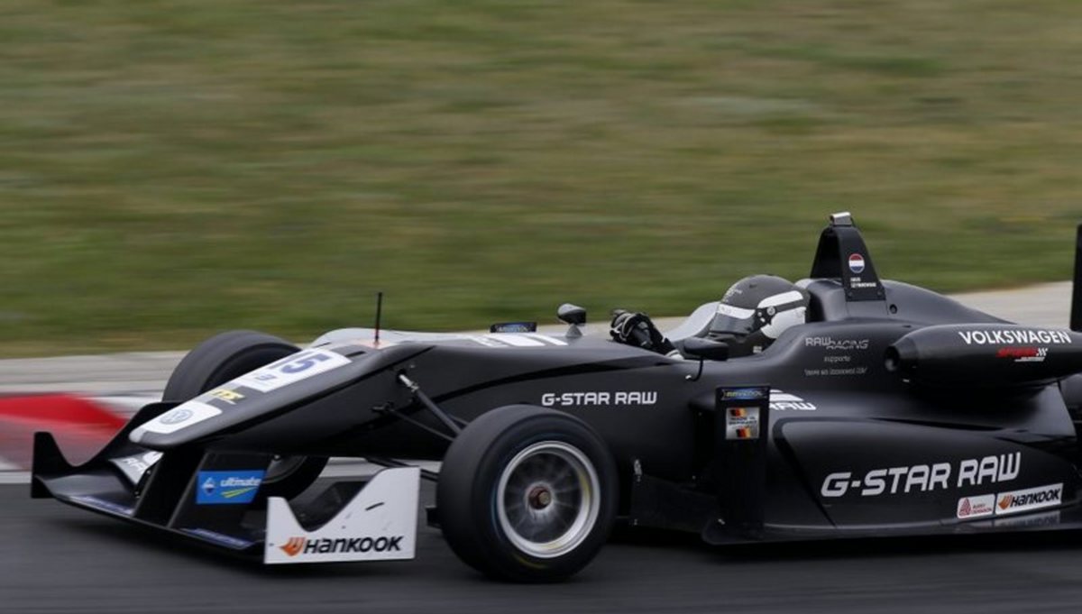 Promising first official FIA F3 test for VAR - Van Amersfoort Racing